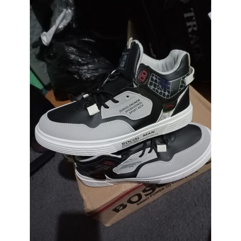 Jual sepatu kets baru | Shopee Indonesia