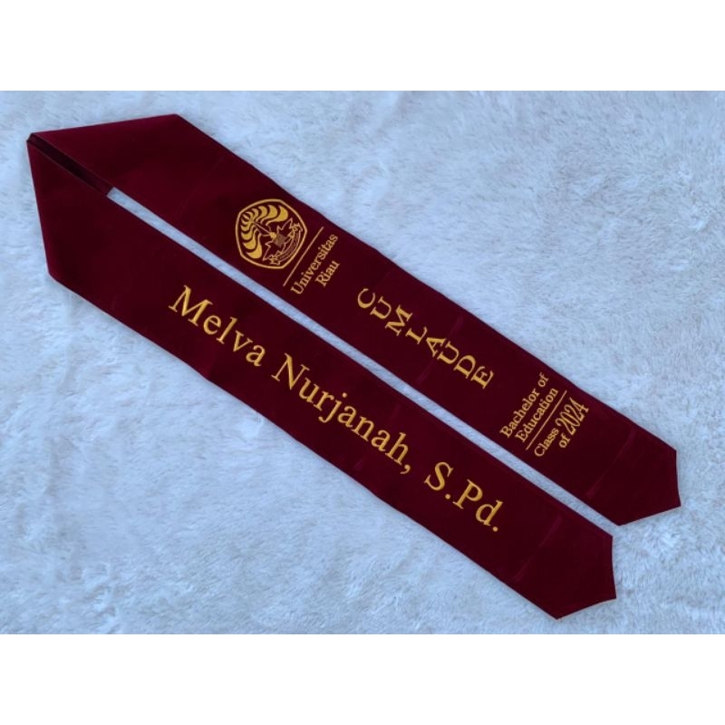 Jual Selempang Wisuda Leher Plus CUMLAUDE (Free Logo) | Shopee Indonesia