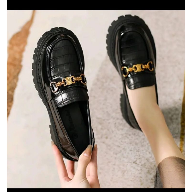 Jual Hello Sepatu Docmart Cewek Motif Croco | Sepatu Pantofel Paskib ...