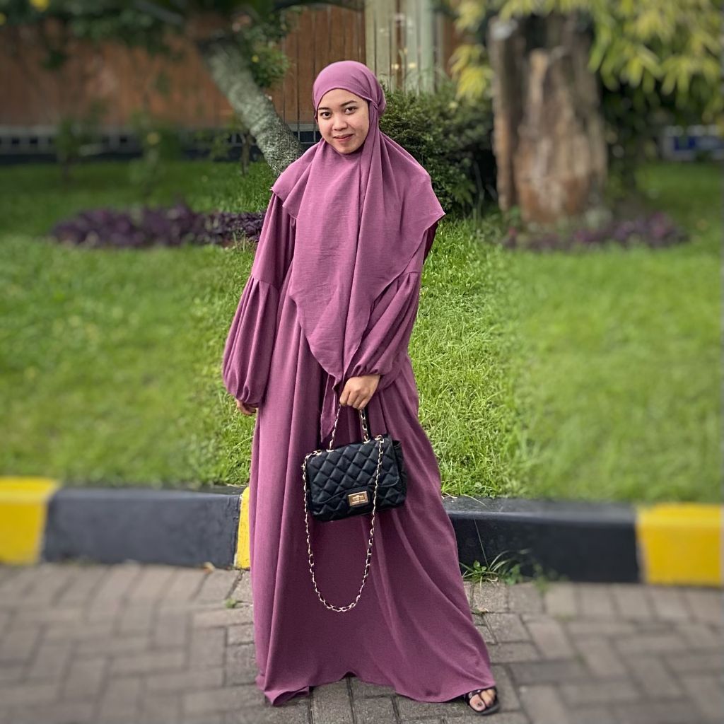 Jual Elzeeva | Zirra Dress Crinkle Syari Set Khimar - Dress Syar'i Set Bergo Jumbo - Gamis Syar ...
