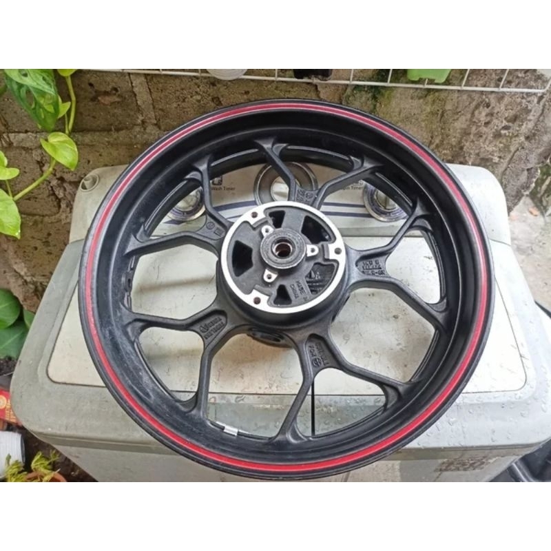 Jual Velg r25 r 25 mt25 mt 25 yamaha 250 cc pelek racing palang ...