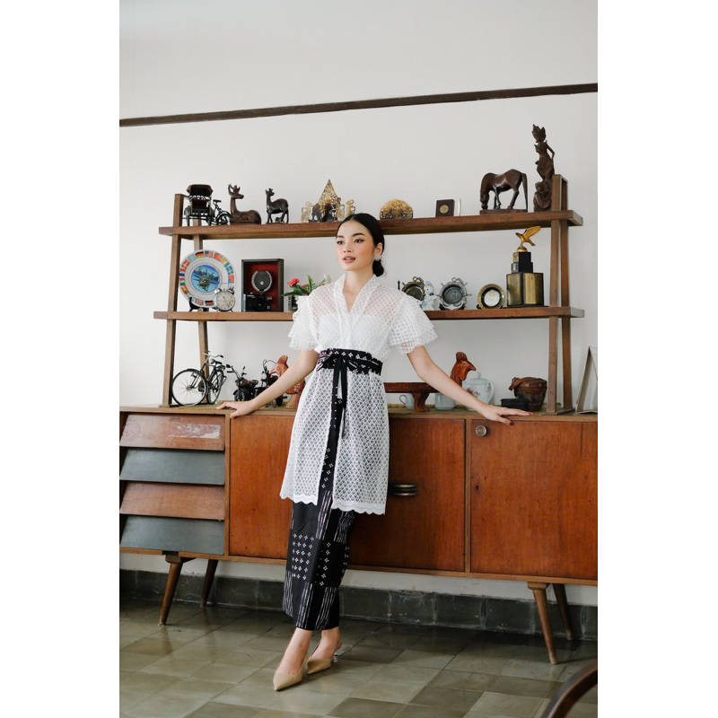Jual Riskavebrie - Mahesvari Lace Set | Shopee Indonesia