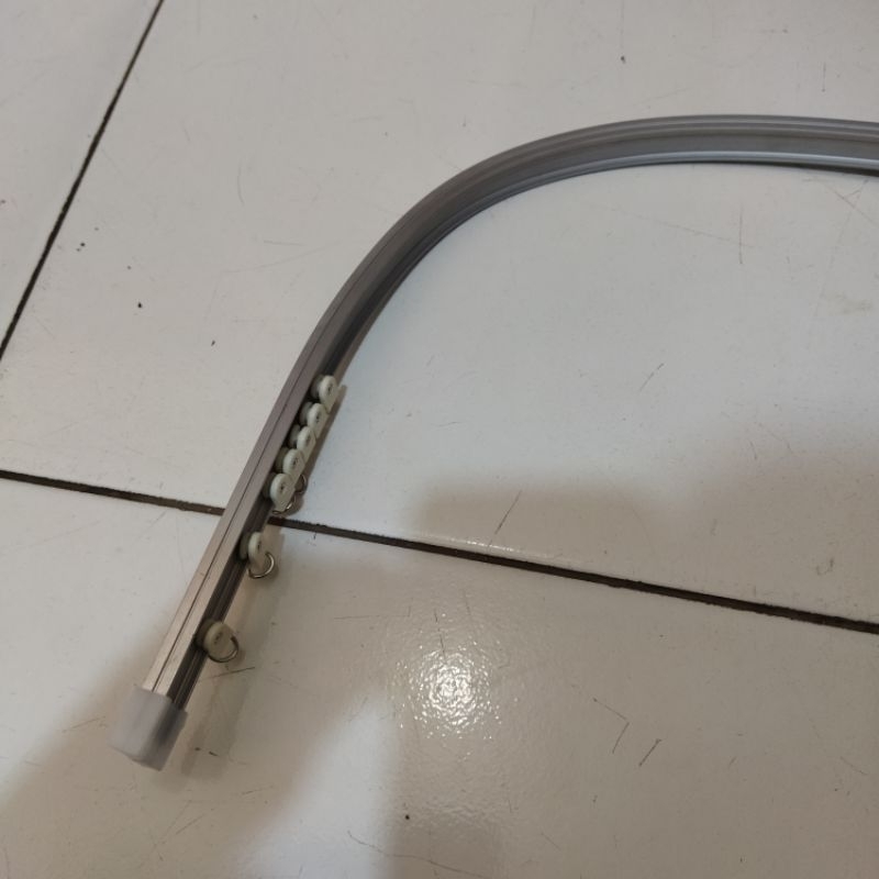 Jual Batang Gorden Lengkung Excel / Rel Gorden Lengkung Fleksibel ...