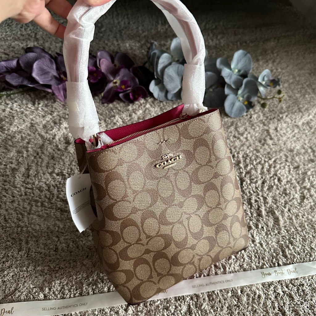 Jual Coach Town Bucket Bag | Shopee Indonesia