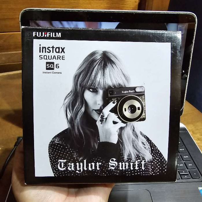 Jual FUJIFILM INSTAX SQUARE SQ6 Taylor Swift Edition Instant Camera ...