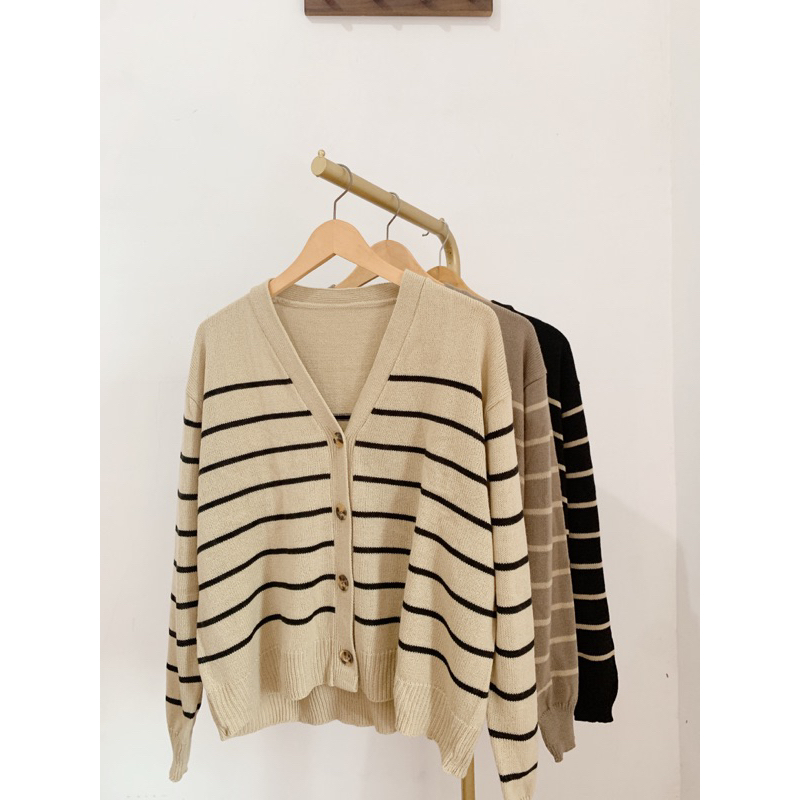 Jual BIAN STRIPE CARDIGAN OVERSIZE SWEATER RAJUT KNIT | Shopee Indonesia