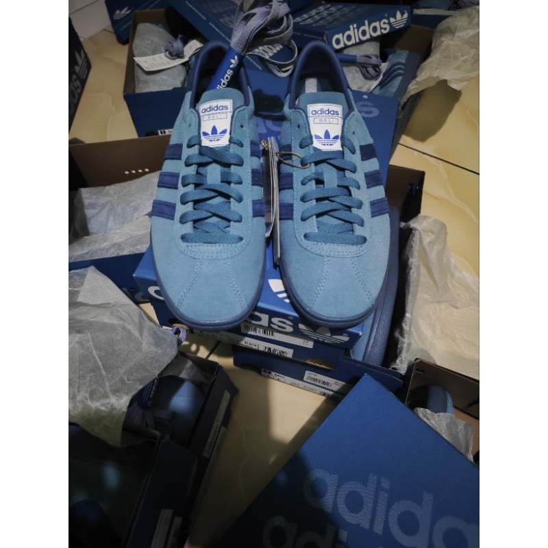 Jual Adidas Bali island series IG6195 bnibwt original | Shopee Indonesia