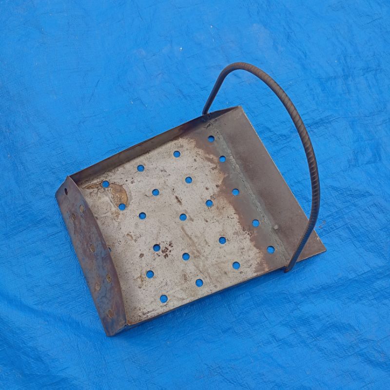 Jual Senggrong Tarik Pasir | Sekop Tambang Proyek | Cikrak Besi Baja ...