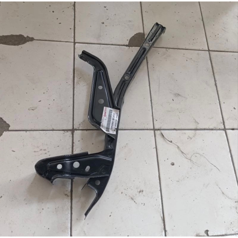 Jual Tiang Lock Kap Mesin Kijang Grand Innova 2013-2015 Tengah New ...