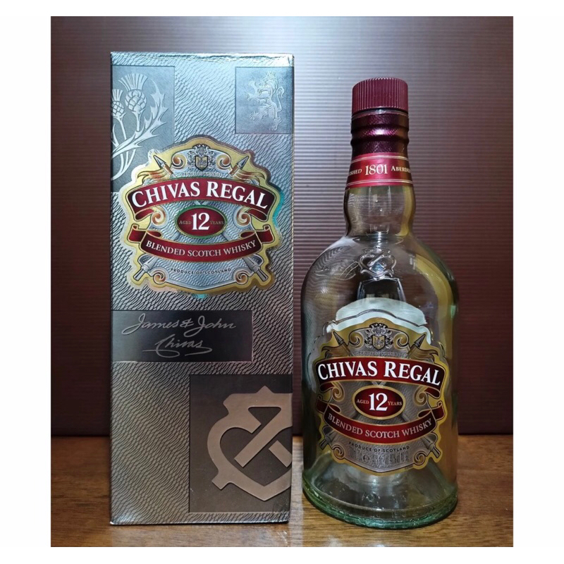 Jual botol bekas miras chivas regal 18 limitid edition /botol pajangan / botol antik | Shopee ...