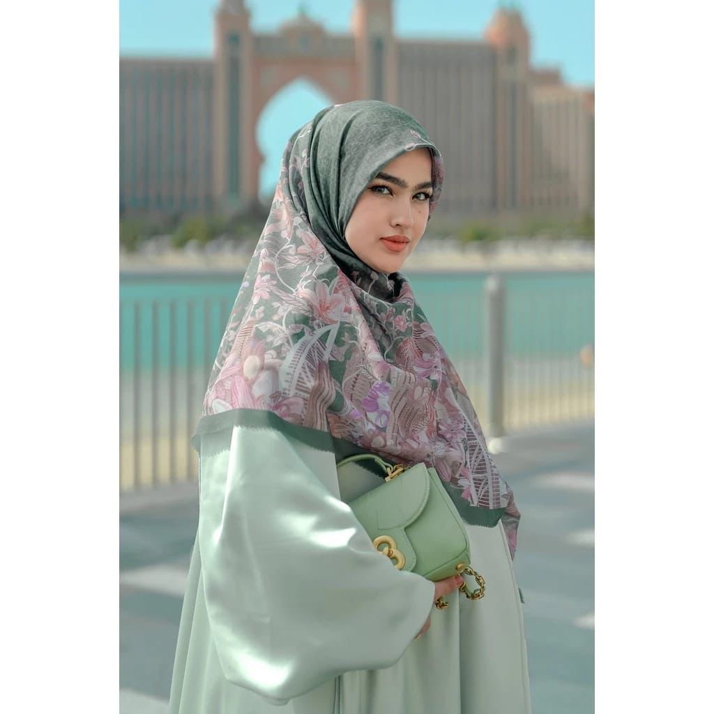 Jual Dubai series buttonscarves ORI / hijab segi empat buttonscarves ...