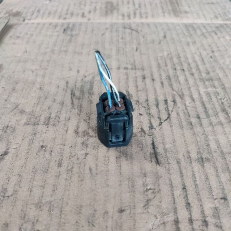 Jual SOKET ALTERNATOR/DINAMO AMPER PIN 4 KOTAK AVANZA/ INNOVA/ JAZZ ...