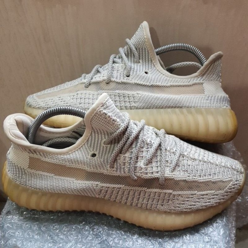 Jual Adidas. Yeezy 350 sz 40-43 | Shopee Indonesia