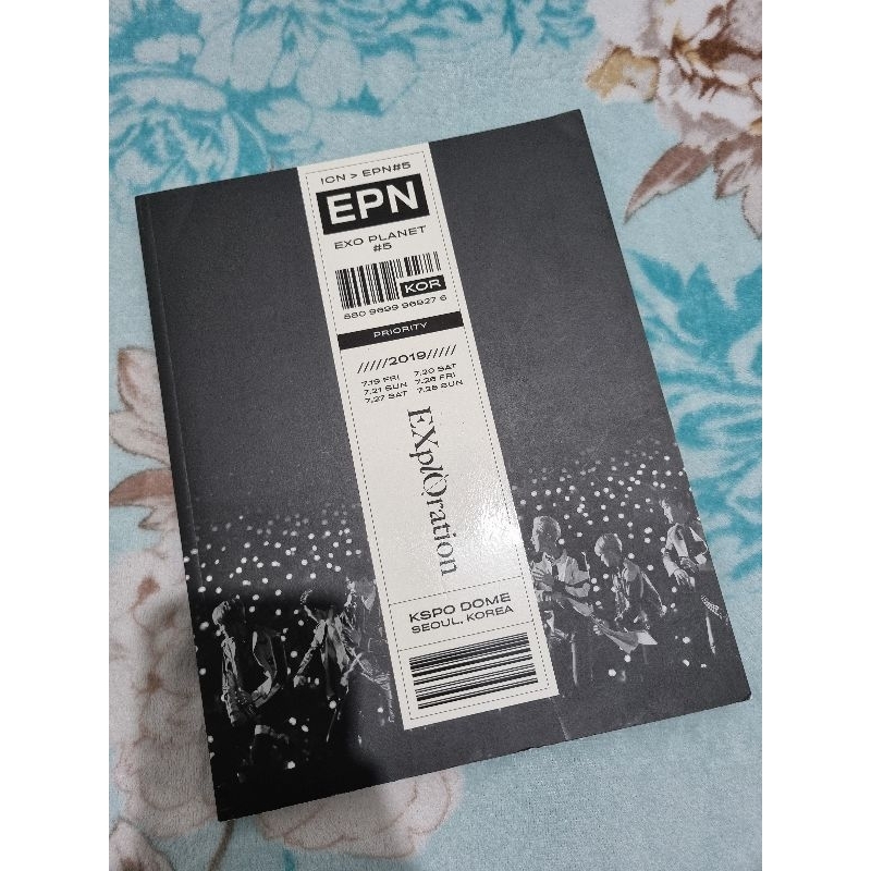 Jual PRELOVED EXO PLANET #5 EXplOration PHOTOBOOK | Shopee Indonesia