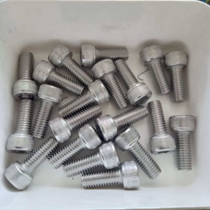 Jual SUS304 Baut L M8 × 20 Stainless Steel/ Baut Socket/Baut Stainless | Shopee Indonesia