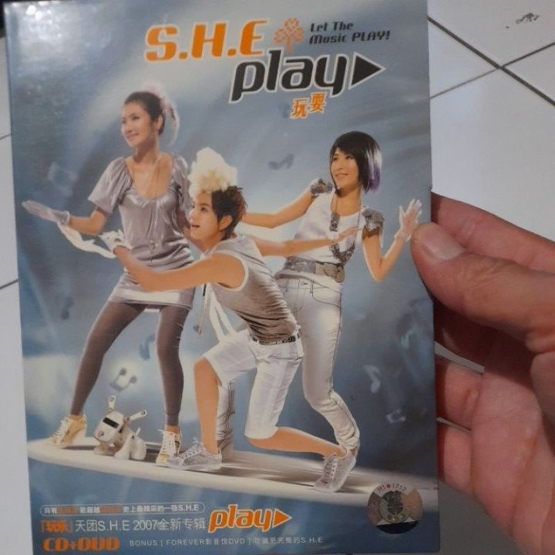 Jual cd musik she 2007 new album play original impor | Shopee Indonesia