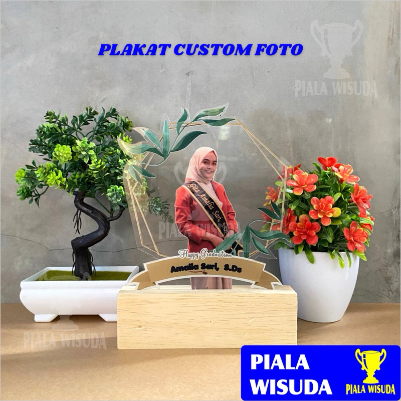 Jual Plakat Custom Foto (Bingkai), Kado wisuda akrilk , Plakat wisuda ...
