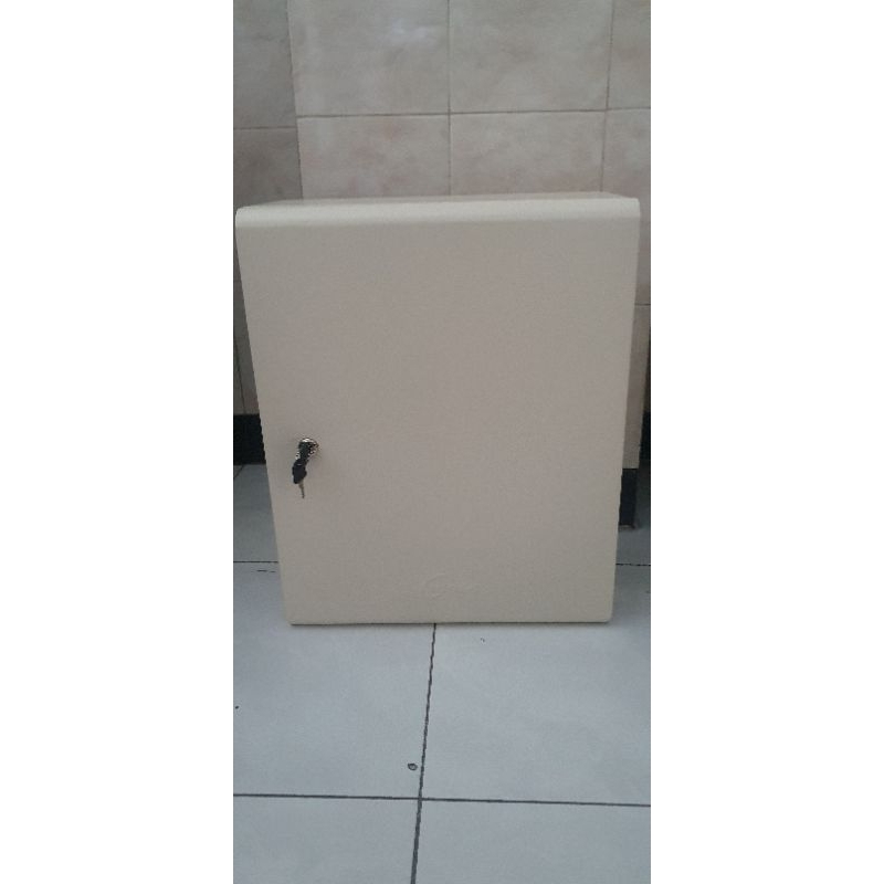 Jual Box Panel Listrik Kunci Putar 40x50x20 Ionee | Shopee Indonesia