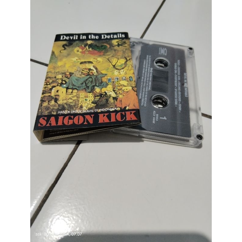 Jual kaset pita saigon kick / devil in the details | Shopee Indonesia