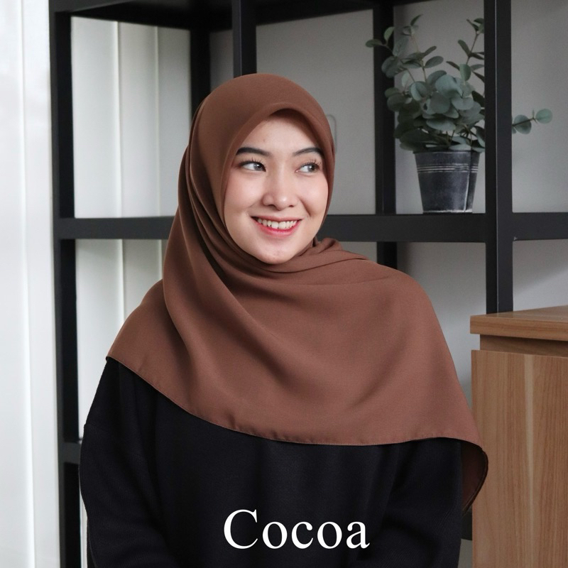 Jual Humaira Scarf Etalase 1 (Hijab Segiempat Oval Ala Malay/Bela Square/Pollycotton Premium ...