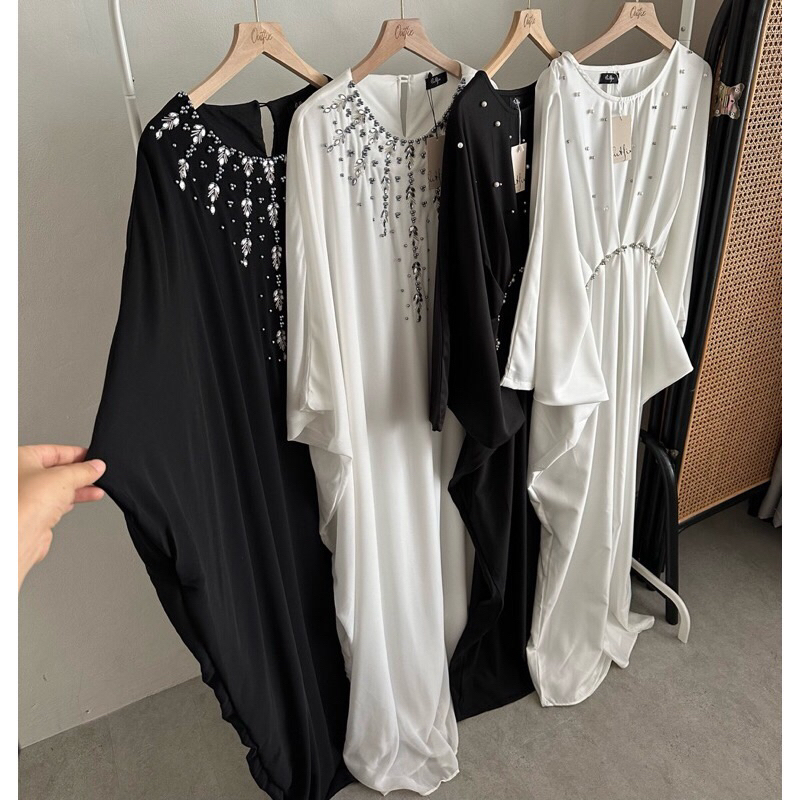 Jual Raiya Series Kaftan by Outfix (Silk black ready) | Shopee Indonesia