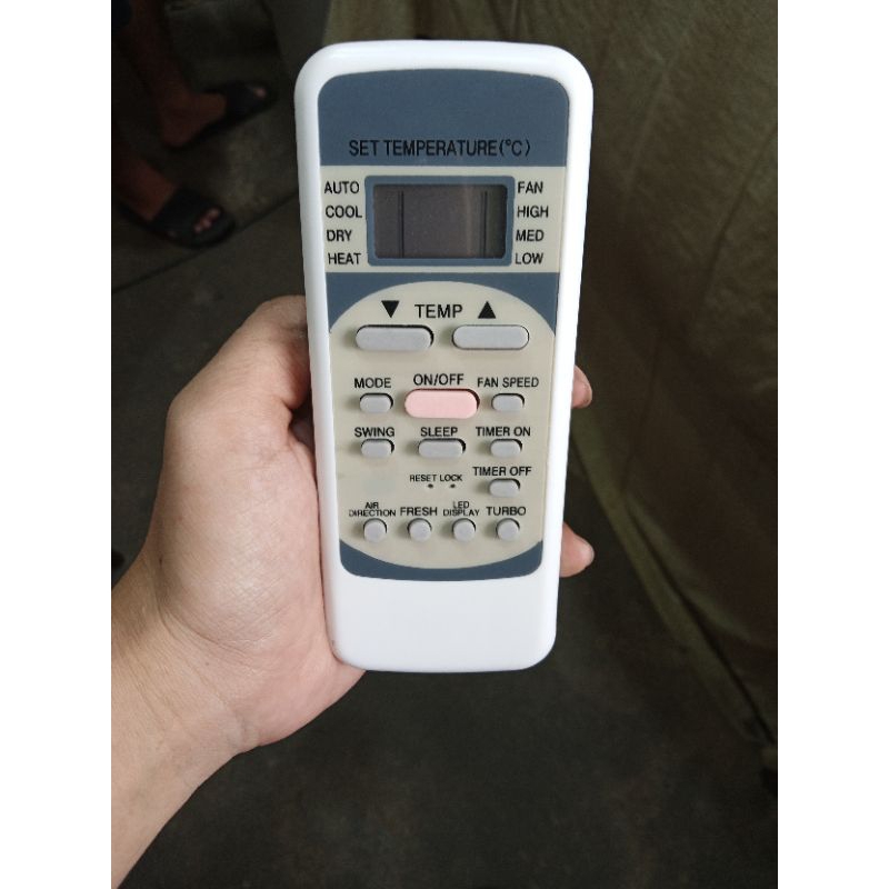 Jual Remote/Remot AC Midea Denpo Multi Universal | Shopee Indonesia