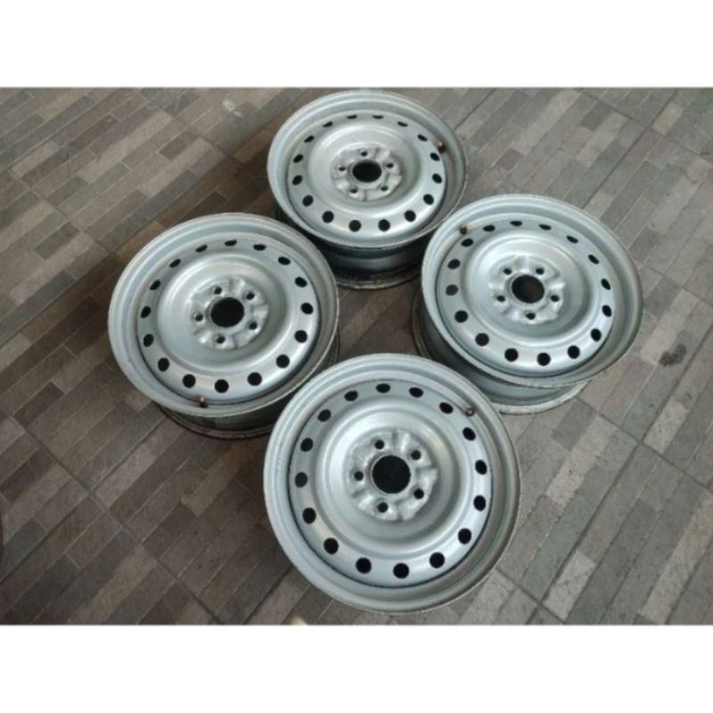Jual velg kaleng Terios R16 5x 114,3 | Shopee Indonesia