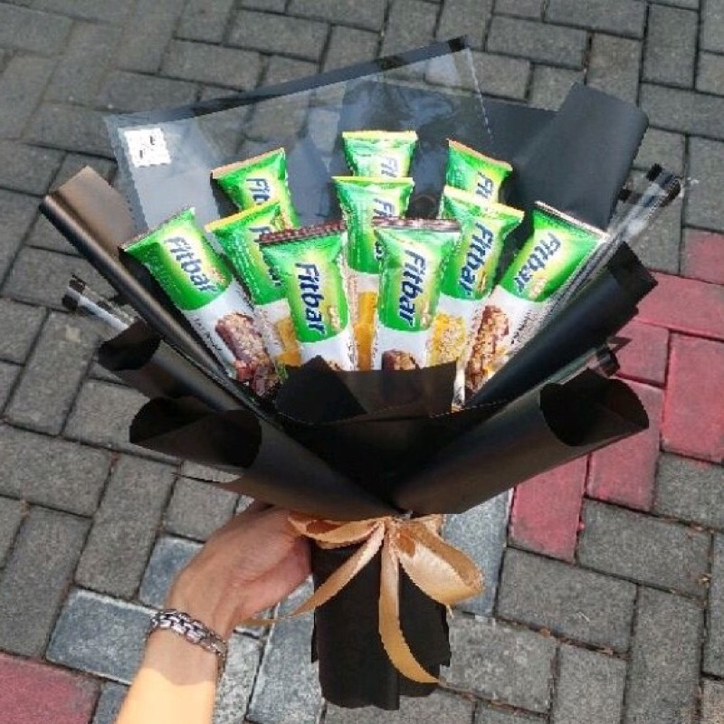 Jual Buket Fitbar/ Bucket Snack/ Bucket Wisuda | Shopee Indonesia
