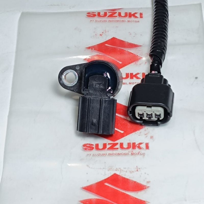 Jual Sensor Speed, Sensor Speedometer Suzuki Satria, GSX, Bandit plus soket | Shopee Indonesia