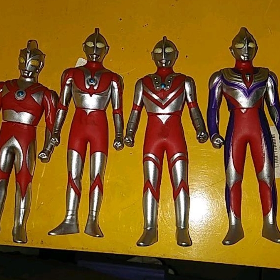 Jual Ultraman figure bahan vinyl (custom order) | Shopee Indonesia