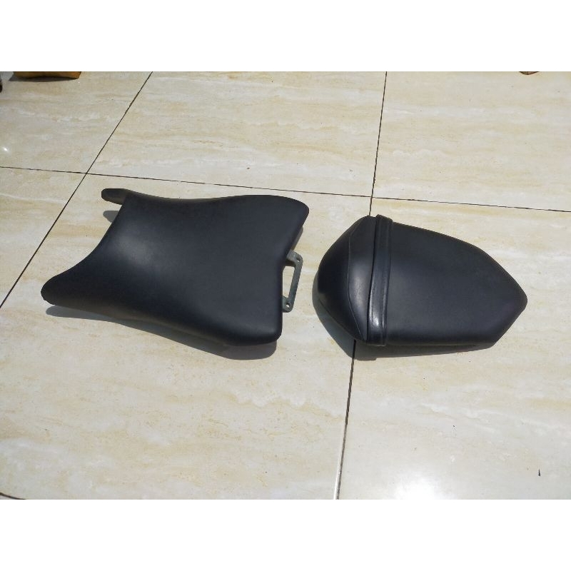 Jual Sadel Jog Jok Depan Belakang Yamaha R15 Lama V2 Original Bekas ...