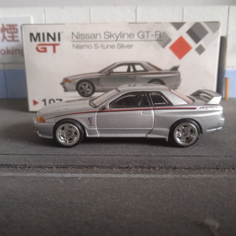 Jual mini gt minigt Nissan skyline GT-R Nismo S-tune silver R32 BNR32 ...