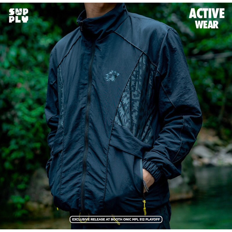 Jual eksklusif activewear jacket ONIC ESPORTS | Shopee Indonesia