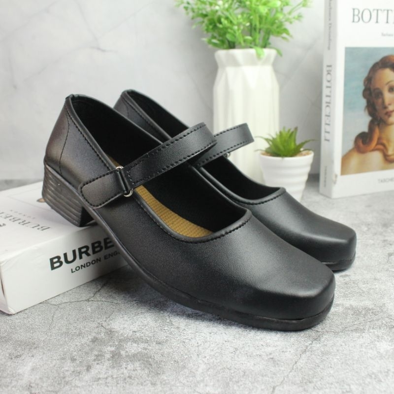 Jual Sepatu Pantofel Kerja Wanita Paskibra Hak 3cm Pantofel sekolah ...