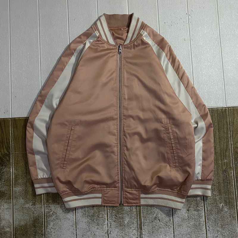 Jual jaket GU size L (bolak balik) boomber GU Uniqlo #blhy260424 ...