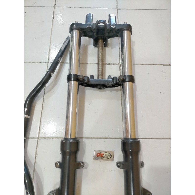 Jual Shock depan CB400 CB 400 TELESKOPIK MOGE SHOWA | Shopee Indonesia