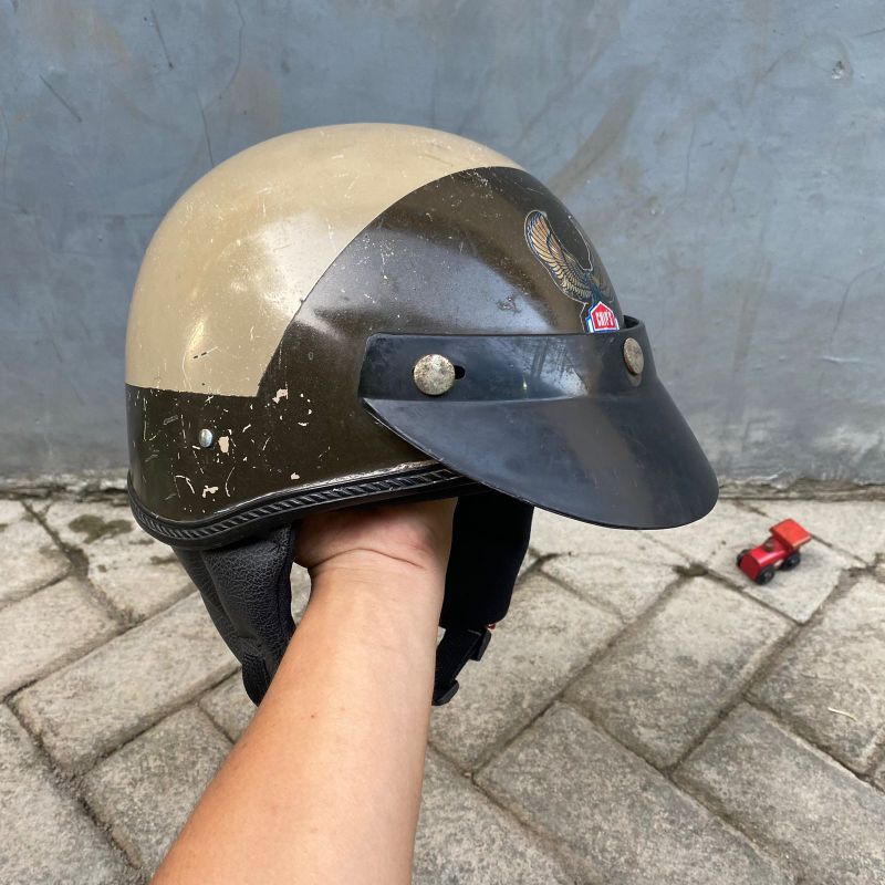 Jual helm chip helm chip lawas helm chips jadul | Shopee Indonesia
