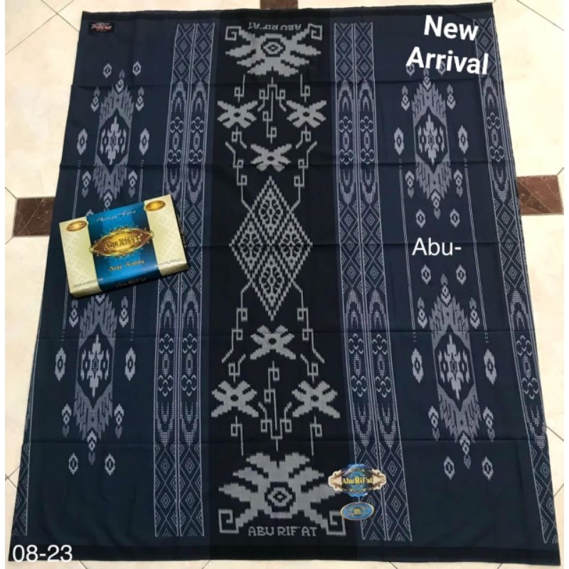 Jual Sarung Abu Rifat Motif Kembang Seri 3 Bisa Seragam | Shopee Indonesia