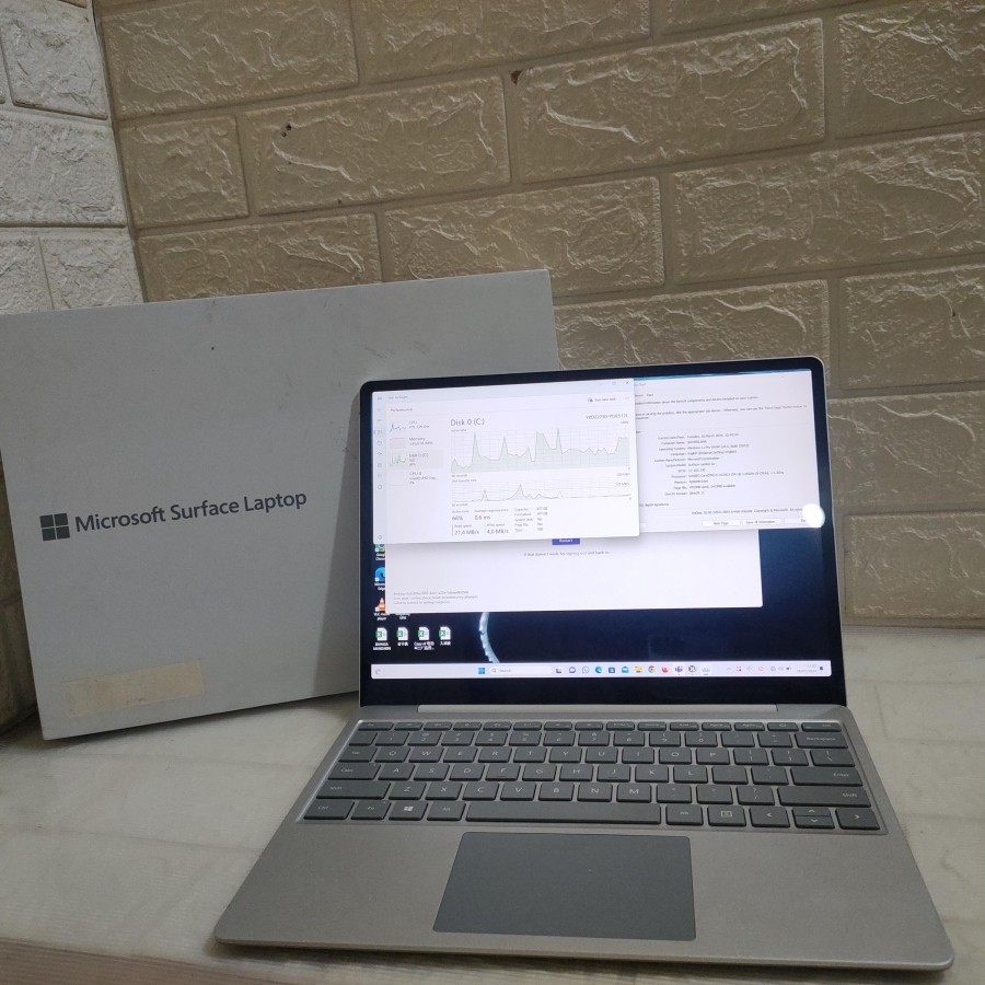 Jual Microsoft surface laptop go i5 1035G1 ram4 SSD 512 Intel UHD ...