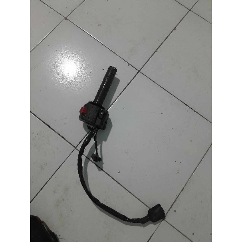 Jual holder saklar kanan original KLX D-Tracker 150cc copotan bawaan standar | Shopee Indonesia