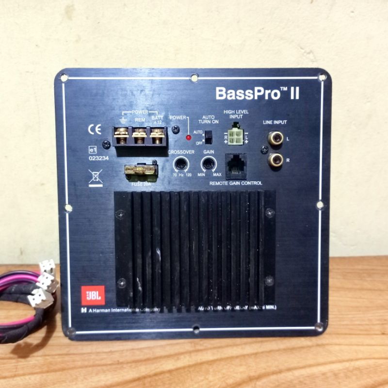 Jual Subwoofer Amplifier JBL BassPro 2 | Shopee Indonesia