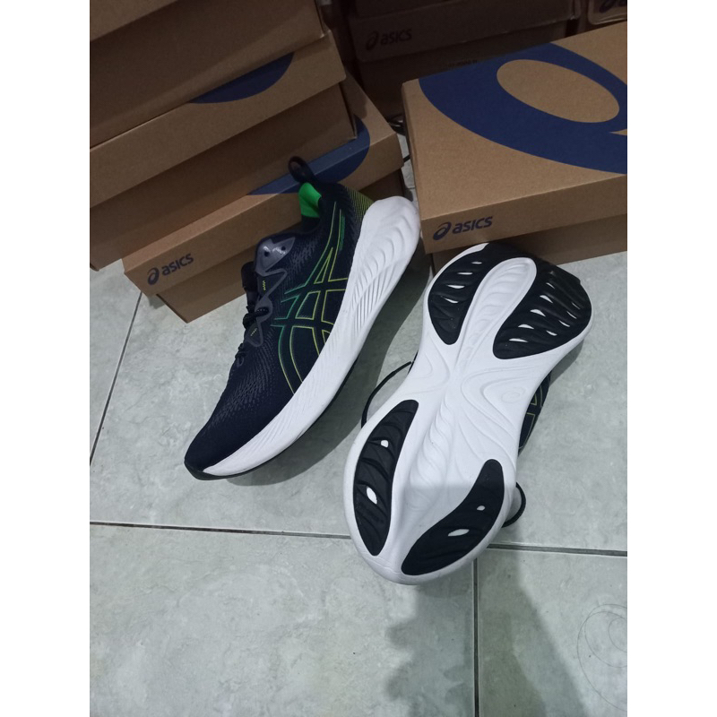 Jual Sepatu asics Gel-Cumulus original 100% (Size 46 tanya admin ...
