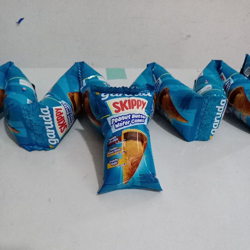 Jual GARUDA SKIPPY PEANUT BUTTER WAFER CONES 1 RENCENG ISI 10PCS ...