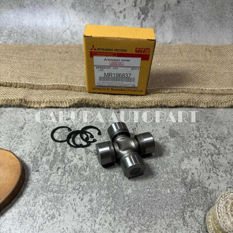 Jual Cross joint depan Mitsubishi Strada L200 MR196837 | Shopee Indonesia