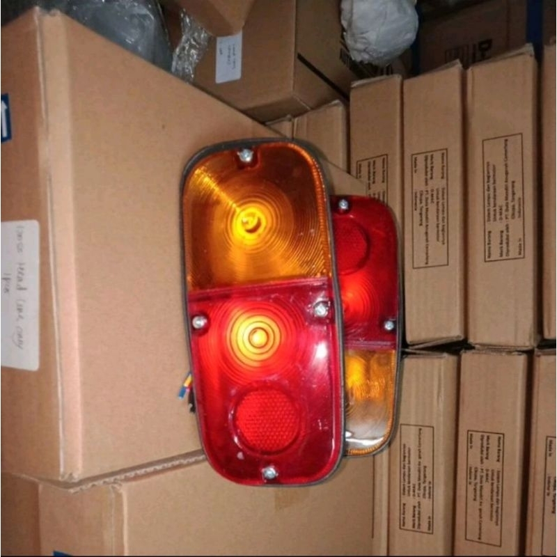 Jual stoplamp assy mitsubishi colt T120 lama harga sepasang kanan dan ...