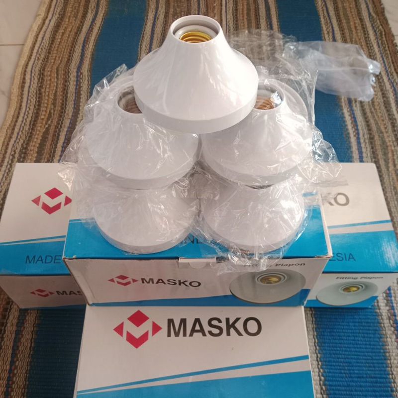 Jual masko fitting Plafon bulat putih 230/fitting Lampu tempeL Ceiling ...
