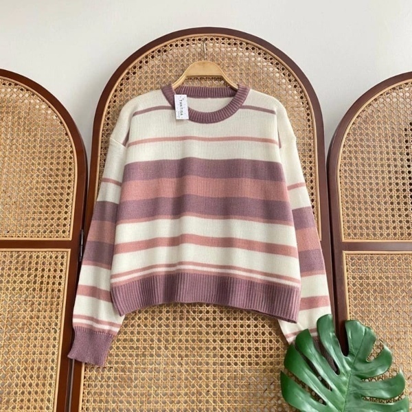 Jual Sweater Rajut Crop Nicole Blouse Atasan Wanita Korean Motif Garis | Shopee Indonesia