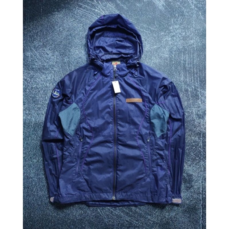 Jual AUTOBAHN RUNNING JACKET | Shopee Indonesia