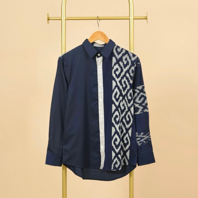 Jual Kemeja Tenun Pria Bayana Tenun navy putih Tangan Pendek dan ...
