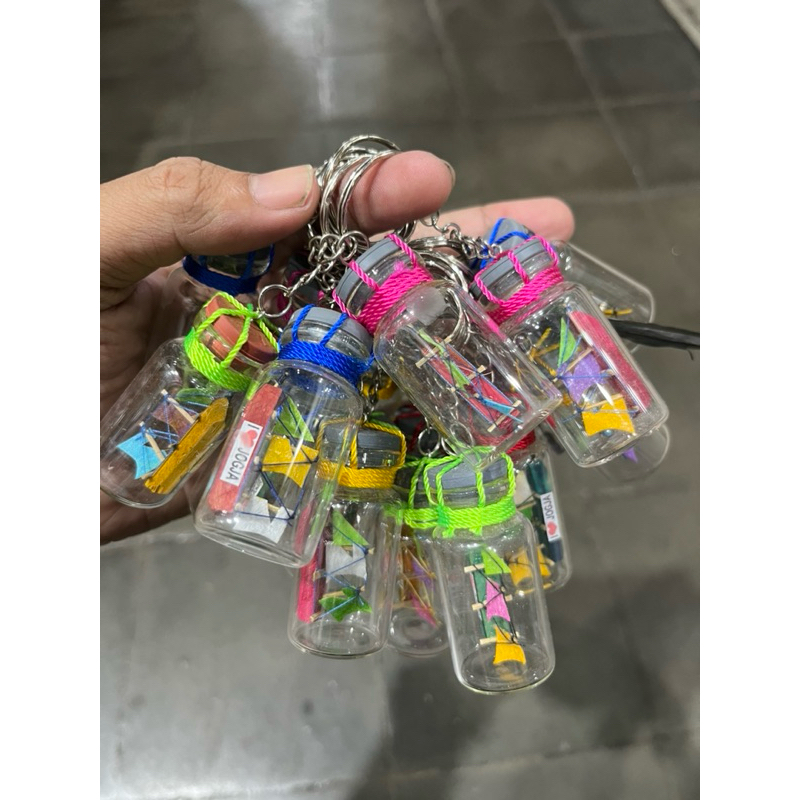 Jual Gantungan kunci perahu kapal dalam botol 1 kodi (20 pcs) Souvenir oleh-oleh khas jogja ...